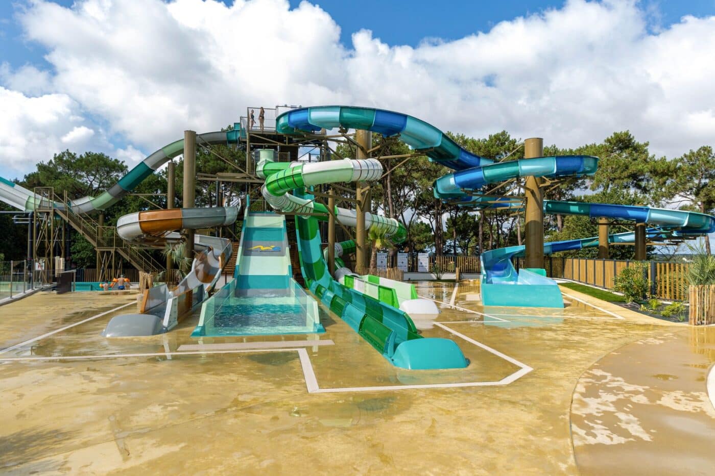 Our achievement Mané Guernéhué holiday park (France) - Edsun ...